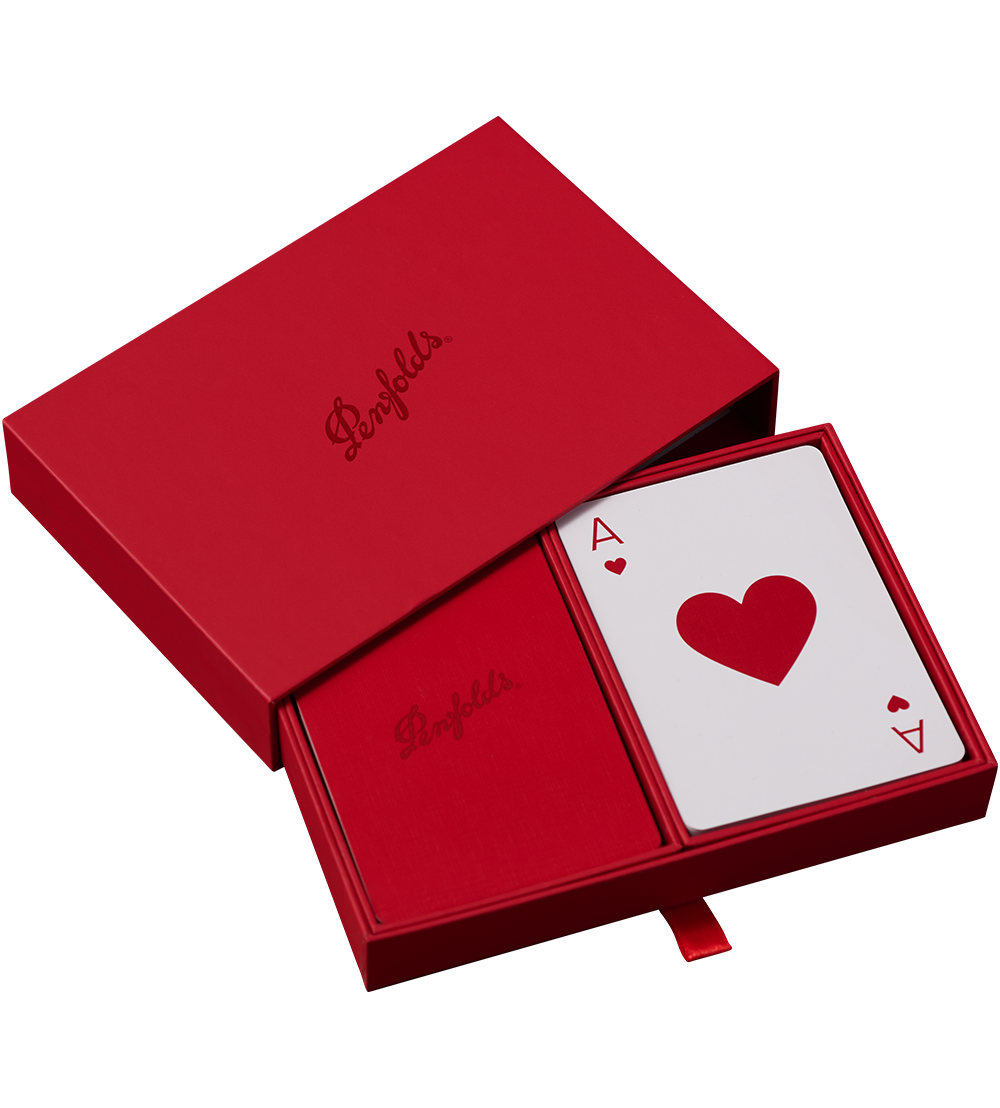 Bin 28 Shiraz 2022 & Duo Playing Cards Pack